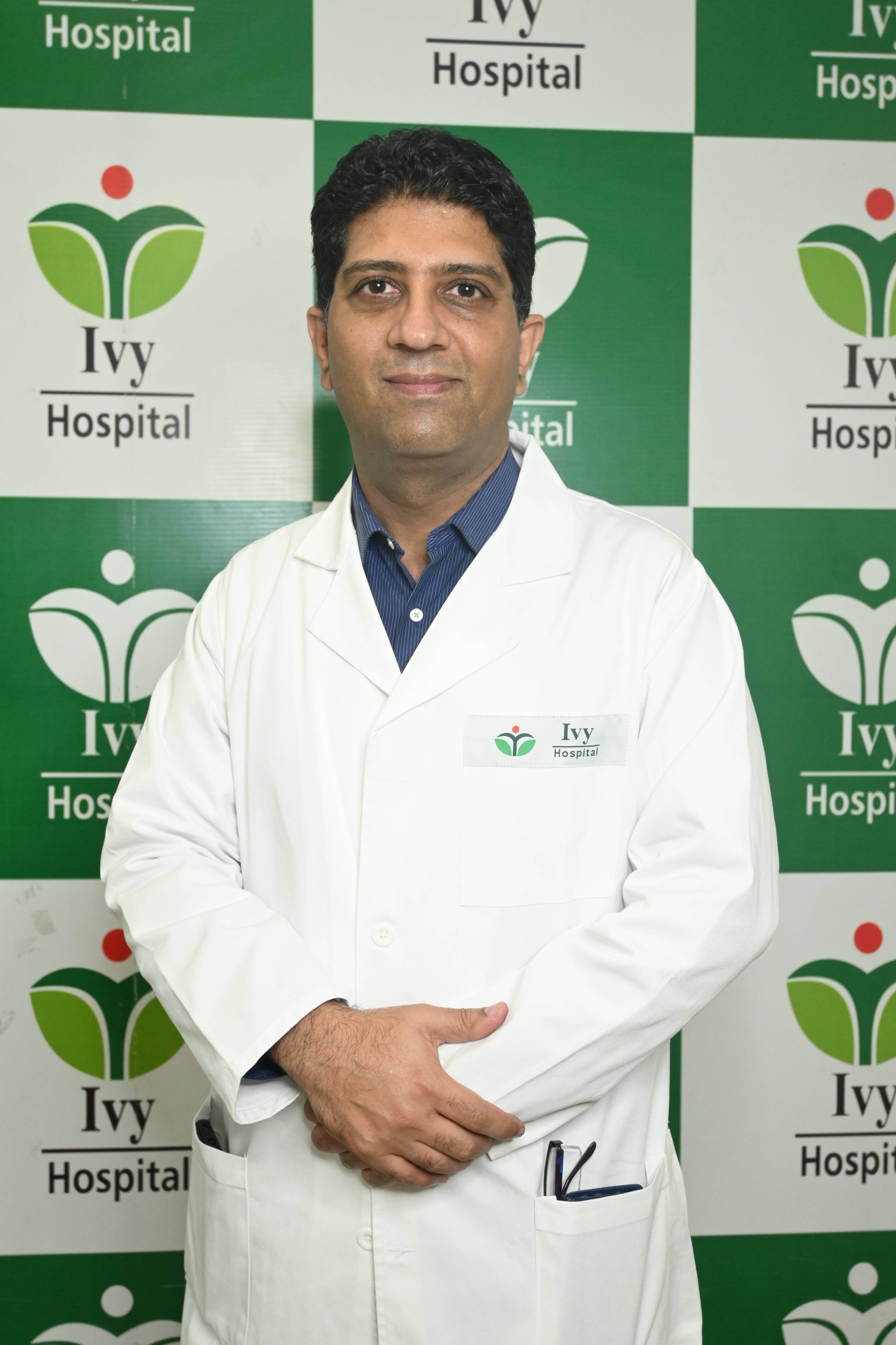 Dr Vineet Sagar: neurospinal surgeon in Mohali| Livasa Hospitals ...